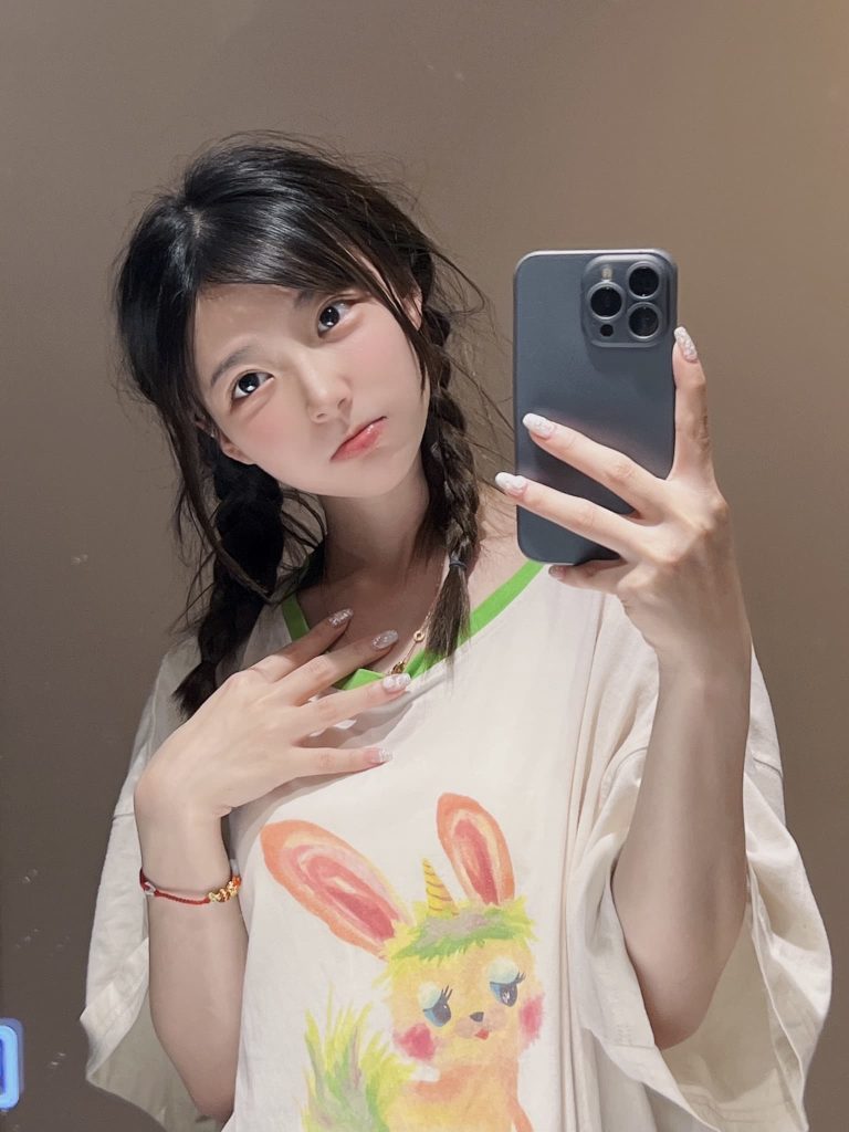 妮是老虎 陈妮妮UNI 103套 全套图包视频合集下载 偶像派1193 - 偶像派