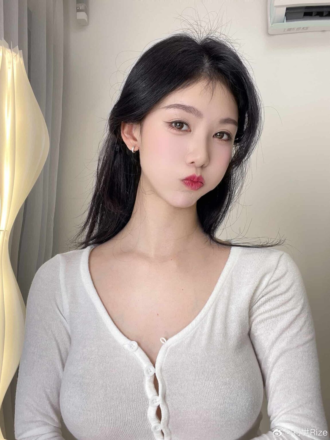 抖娘-利世 285套 全套图包写真视频合集下载 偶像派0515 - 偶像派